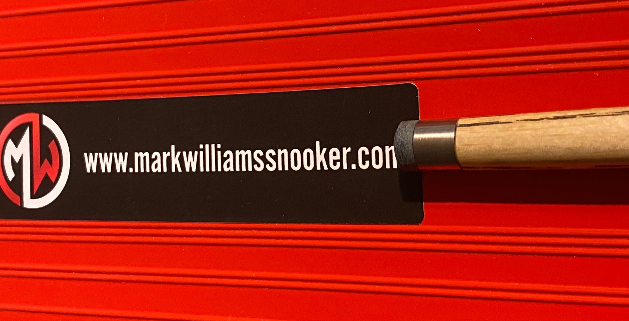 Mark Williams Ultimate Pool Cue | markwilliamssnooker.com